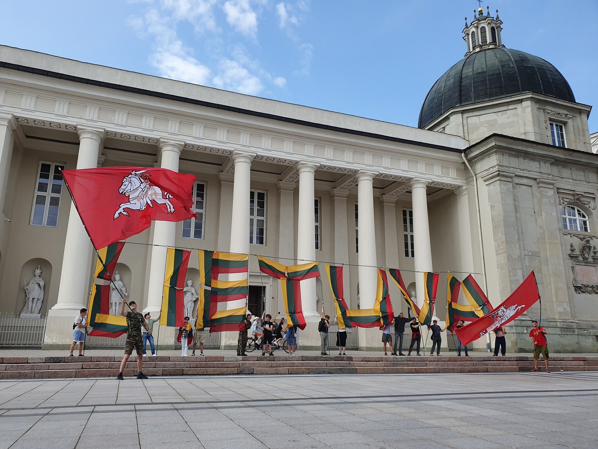 Ar įvyks stebuklas? - Karštas Komentaras